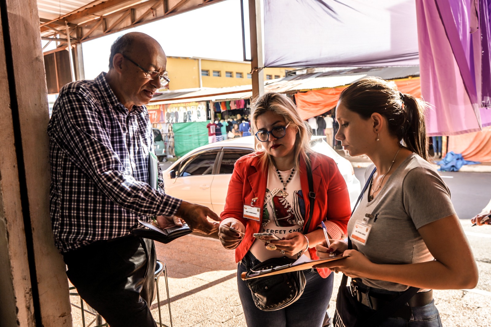REUNIÓN PARA EL PROCESO PARA LA TITULACIÓN DE LOCALES DEL CIRCUITO COMERCIAL - Municipalidad de ...